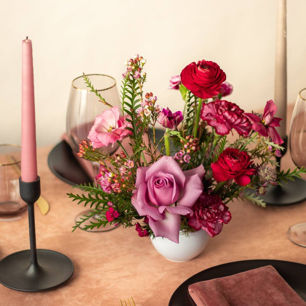 Mini Ceramic Vase Arrangement | Customizable Luxury Event Flowers